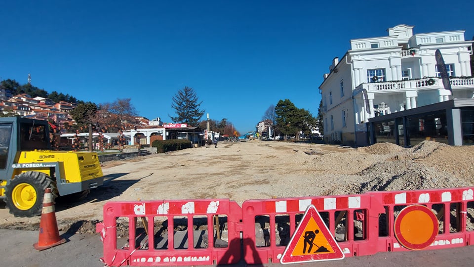 ФОТО Интензивно се работи на реконструкцијата на улицата „Македонски просветители“ Ohrid1