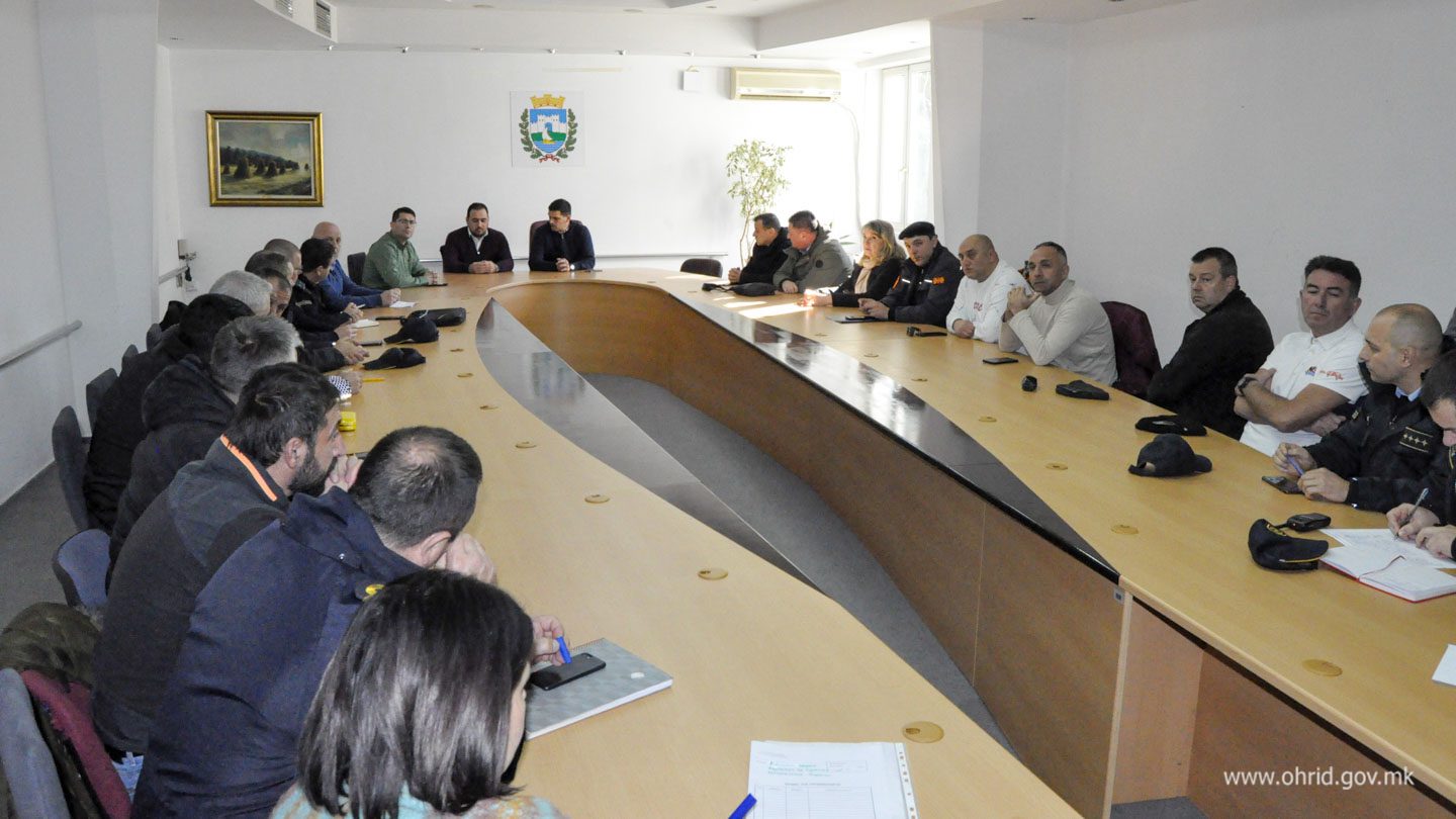 Започнаа подготовките за Богојавление -Водици во Охрид – Ohrid1