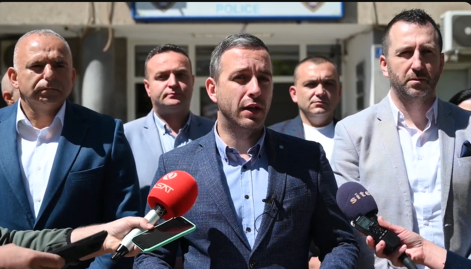 Бојмацалиев Внатрешна контрола во МВР ќе го разгледува приведувањето на новинарот Салиу Ohrid1